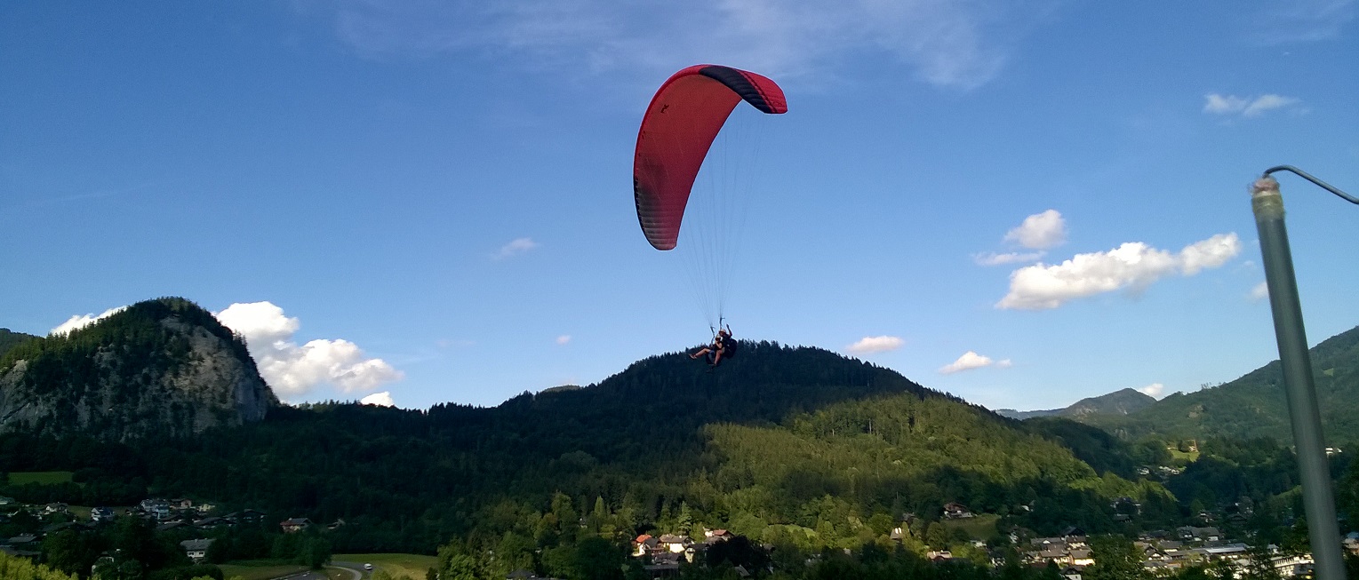 Paragliding over the Alps - Amazing Austria